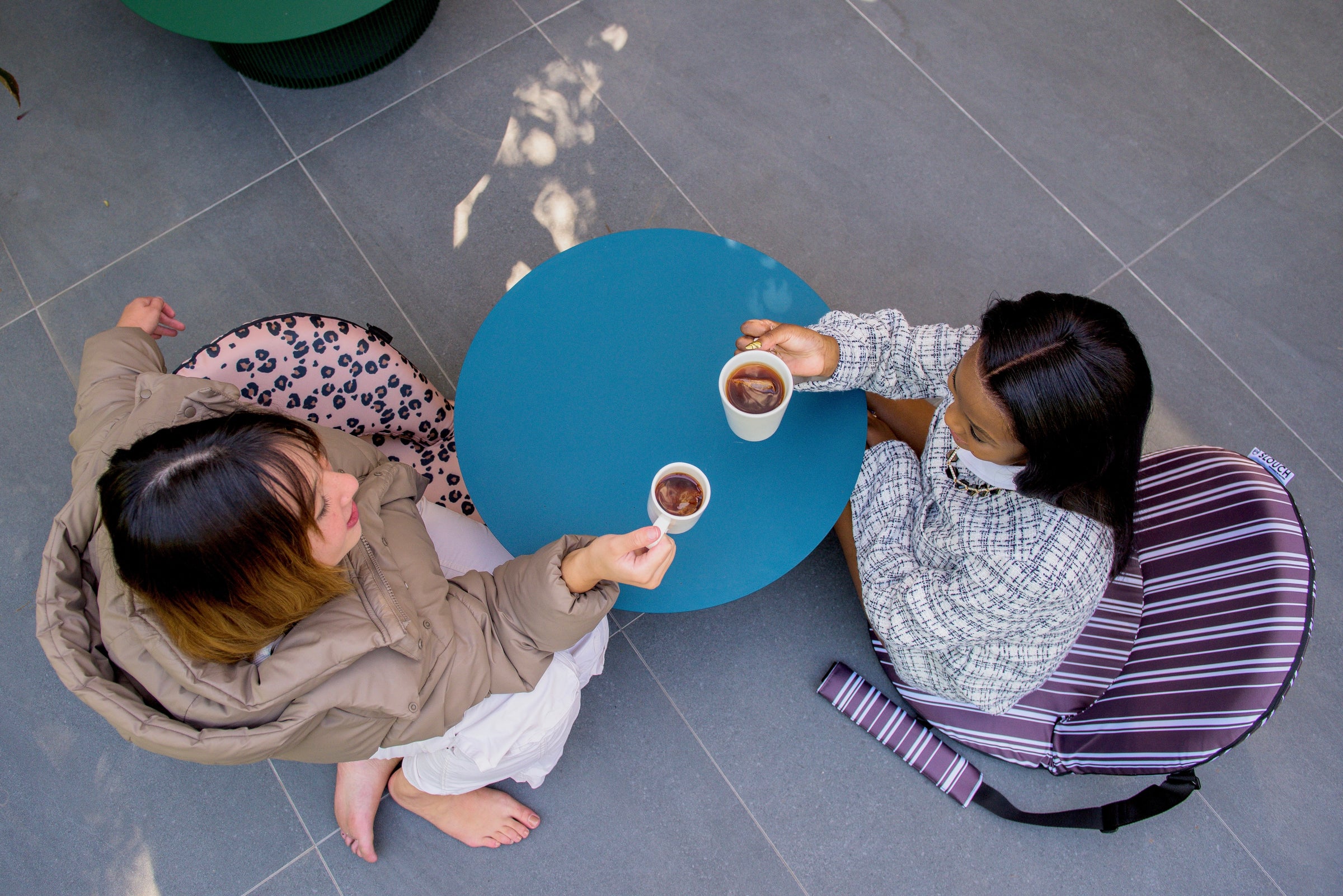 Sit relaxed, sit anywhere, Sit Slouch!